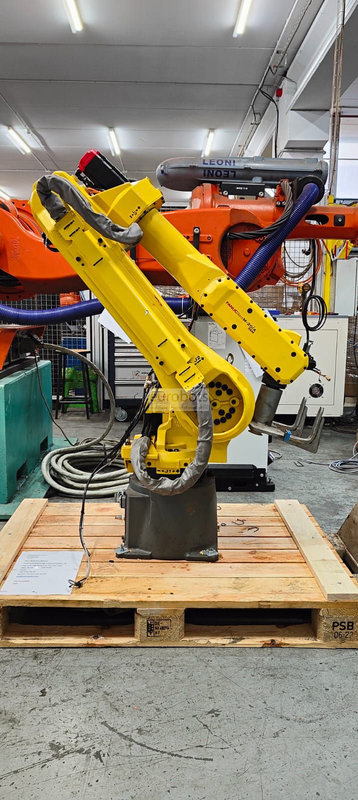 robot_usado_fanuc_m20ia_35m_con_controlador_r30ib | Eurobots